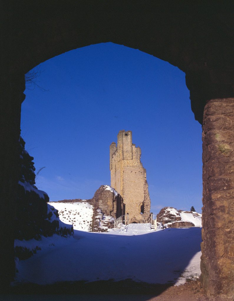 Helmsley Castle - Leeds Guide